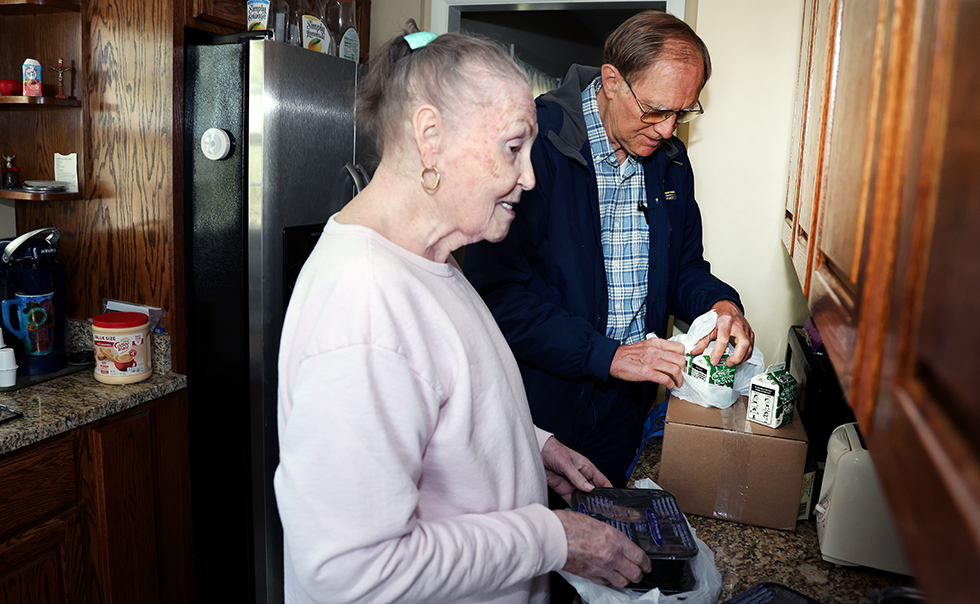 Meals on Wheels Delivers Food and More to the Elderly | Prince William ...